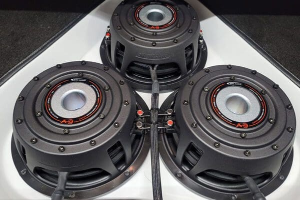 Benefits and Drawbacks of Inverting Your Car Audio Subwoofers