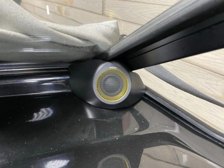 A Look at the Importance of Tweeter Installation Hardware